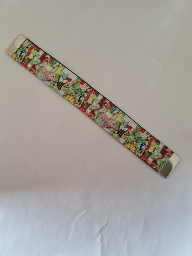 Frog and bee garden print webbing bookmark ⋆ Spend With Us - Buy From a ...