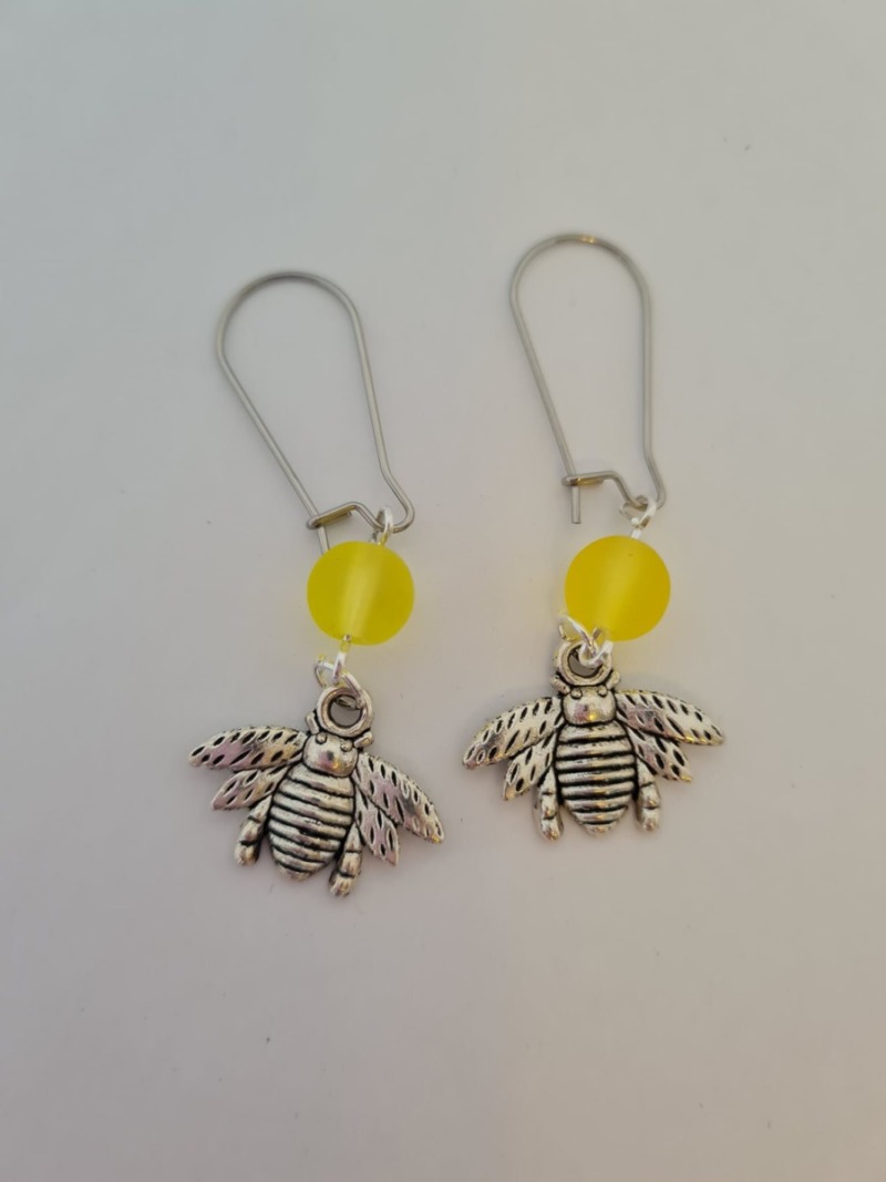 Silver bee and yellow bead charm dangle earrings ⋆ Spend With Us - Buy ...