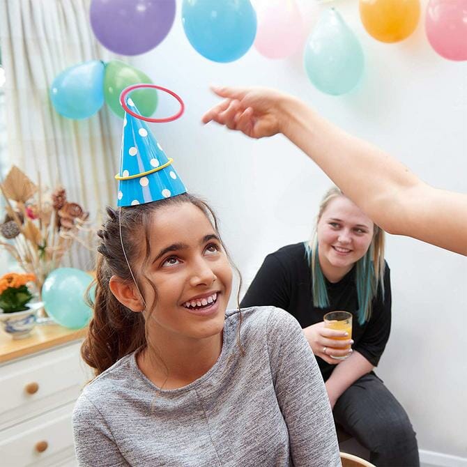 Party Headz - Mad Hat Swapping Fun Board Game ⋆ Spend With Us - Buy ...