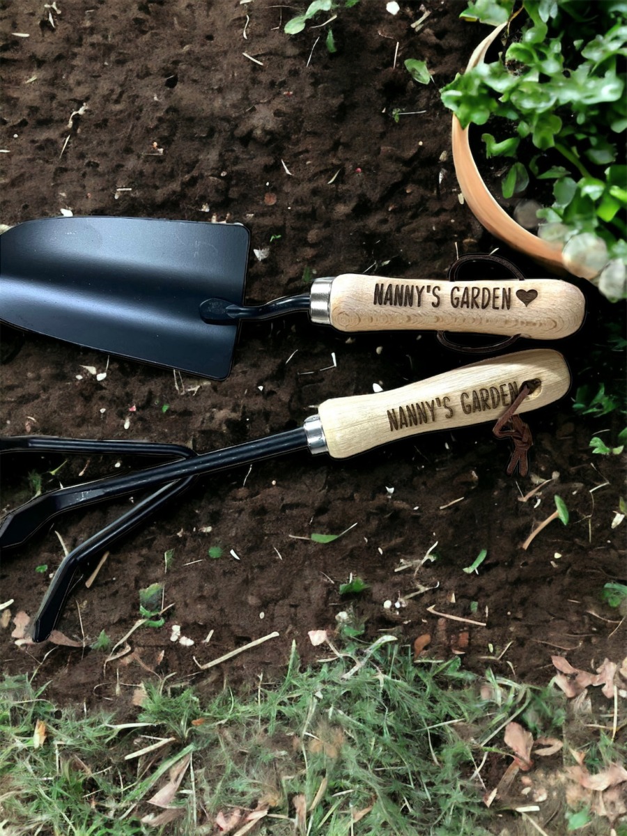 Personalised garden tools ⋆ Spend With Us - Buy From a Bush Business