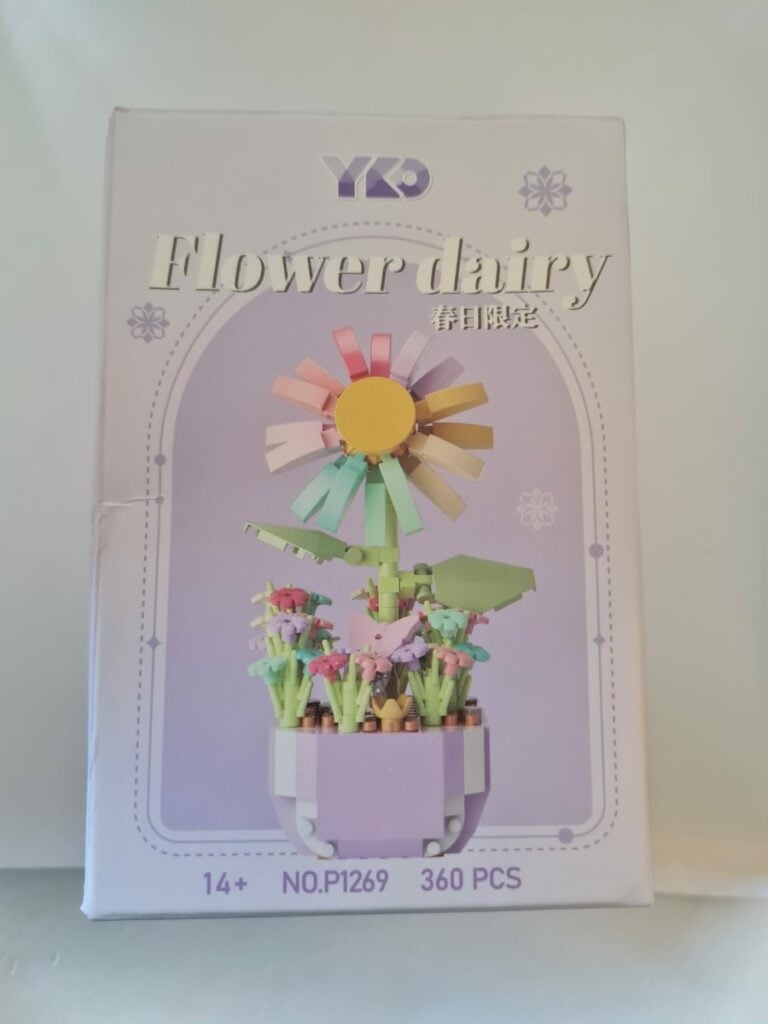 Mini flower building blocks ⋆ Spend With Us - Buy From a Bush Business