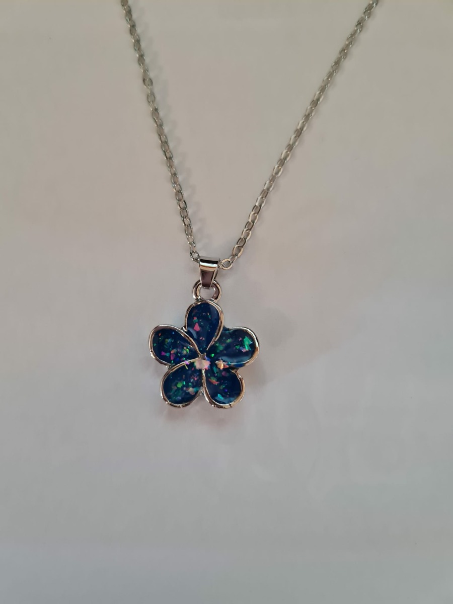 Silver and blue flower charm pendant necklace ⋆ Spend With Us - Buy ...